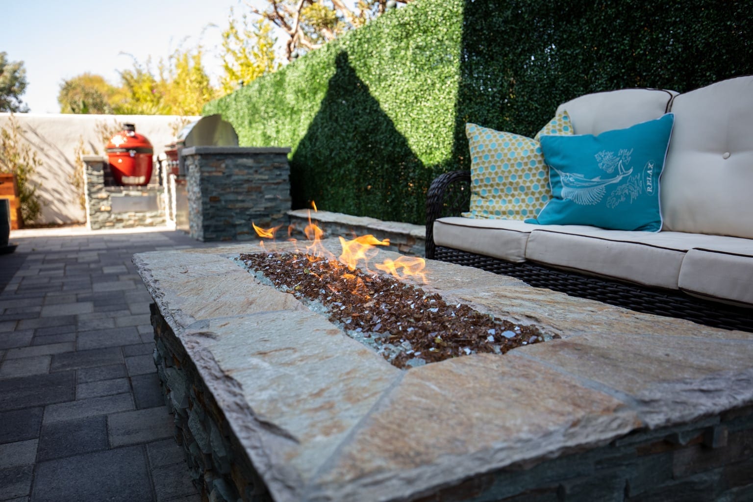 The Pros and Cons of Backyard Fire Pits - Cutting Edge Landscape Design